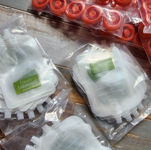 Infantino | Kitchen | Infantino Reusable Food Pouches With Lids Nwt ...